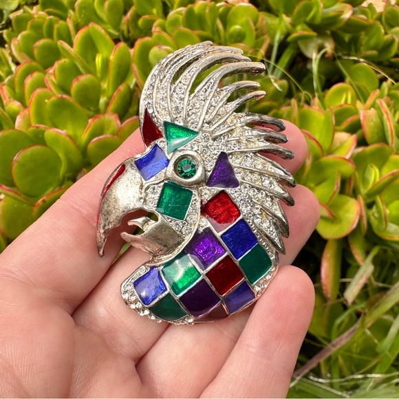 Vintage | Jewelry | Vintage Cockatoo Bejeweled Parrot Brooch Pin | Poshmark